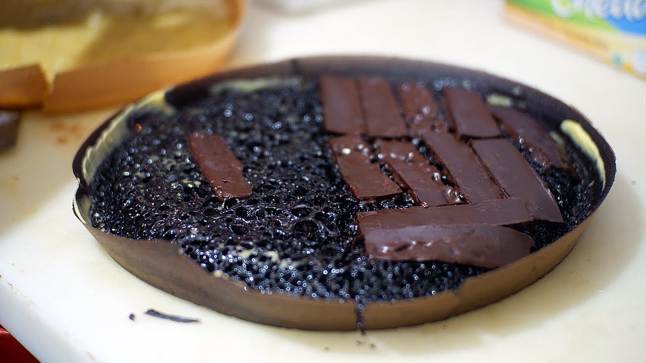Yuk Cobain Martabak Hitam Black Forest Ala Martabak Bangka 888 - Tribun ...
