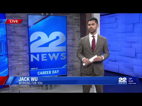 Jack Wu visits Brookings School in Springfield for Career Day