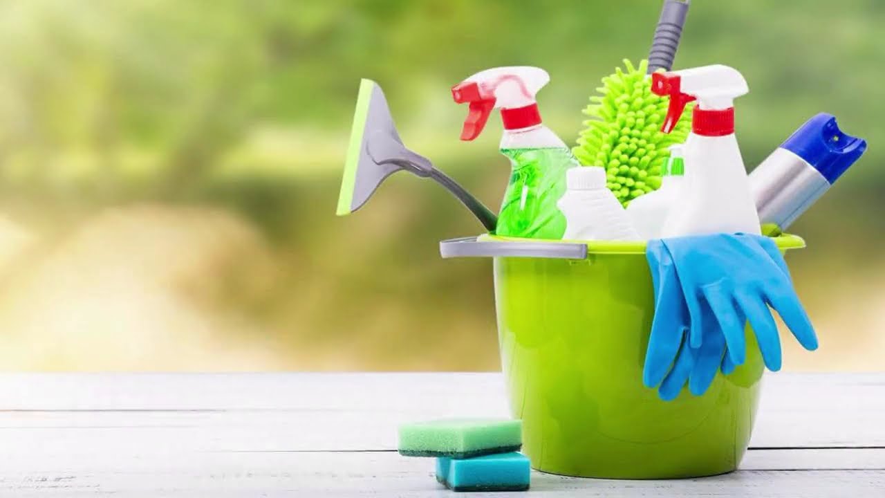 House Cleaning Schedule – Your Ultimate Cleaning Checklist