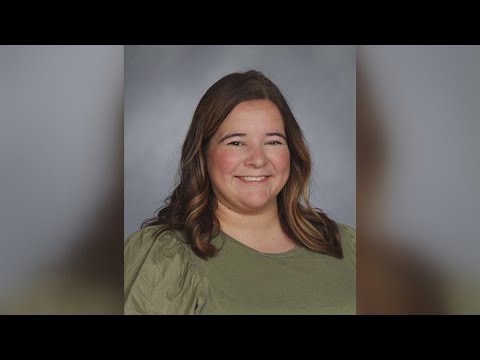 Bettendorf teacher is 1 of 9 in the state to receive inaugural Regional Teacher of the Year award
