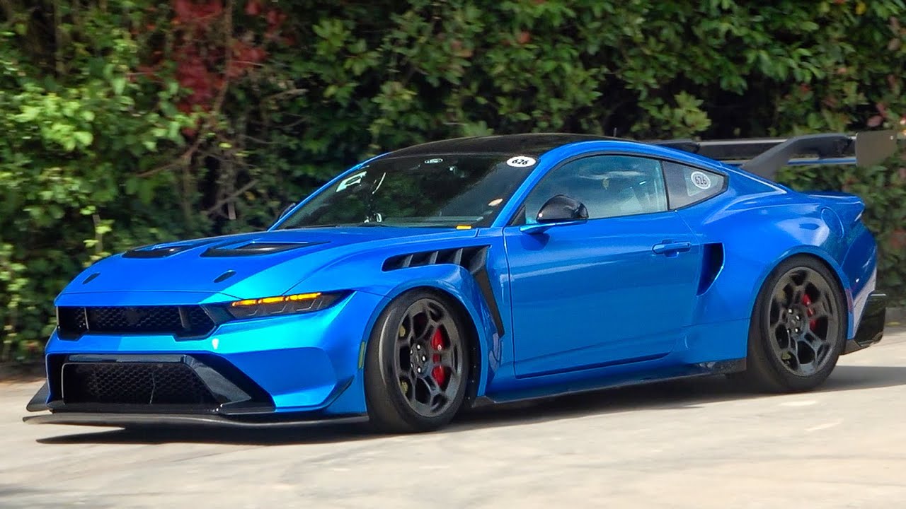 Ford Mustang GTD Sounds Like a Riot on Wheels Attacking the Goodwood ...
