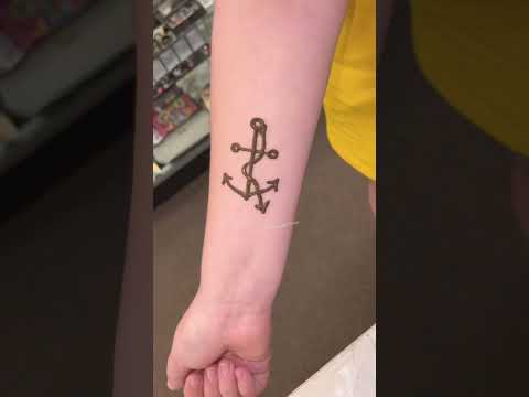 henna temporary tattoo in our store #henna #tattoo #temporarytattoo #florida #orlando #orlando #usa