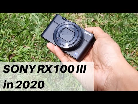Vlogging with a Sony RX100 III in 2020 [English CC]