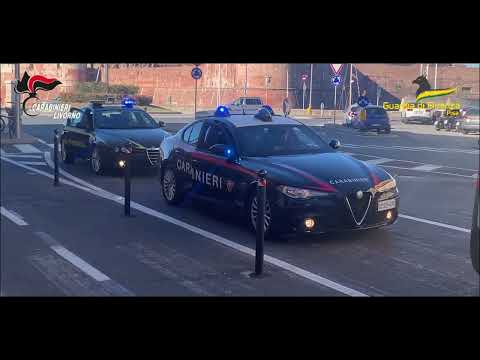 Pisa e Livorno, gli usurai possedevano una fortuna: sequestrati orologi, auto, oro e una barca 1