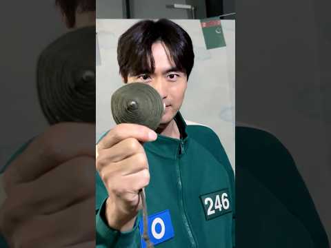 Just call them masters of Spinning Top #SquidGameSeason2 #KangHaneul #LeeJinuk #Netflix
