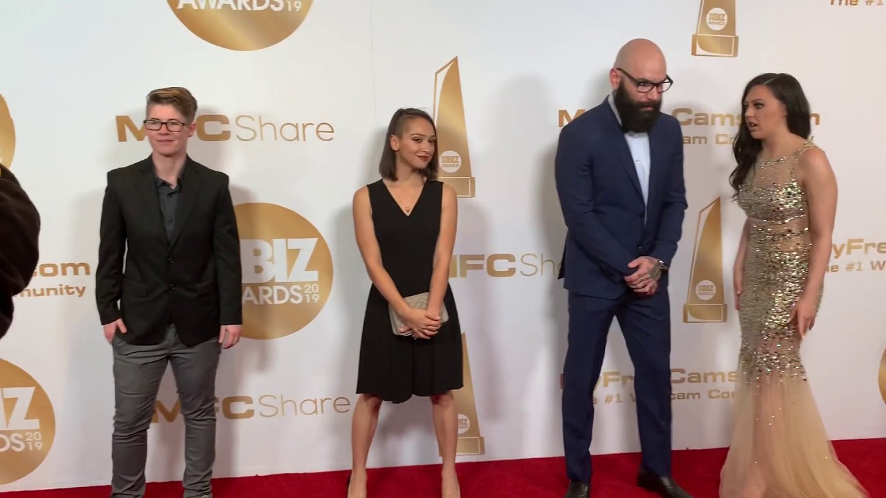 Red Carpet XBIZ Awards 2019 - Bree Mills, Sara Luvv, Whitney Wright