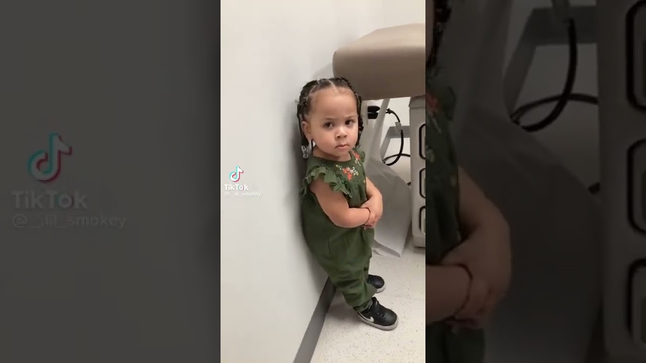 🤬little girl gets hit by her mom and she reacts#shortsvideo #shorts#funnyshorts#youtubeshorts