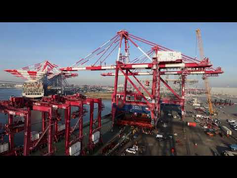 Crane Move at Pier F in the Port of Long Beach