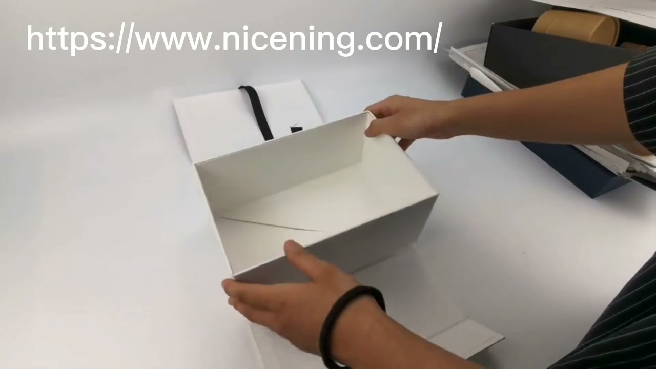 How to custom white flat ribbon folding box  ?
