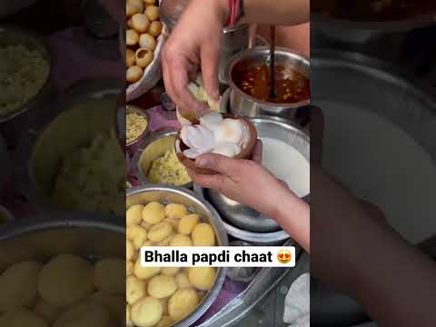 Bhalla papdi chaat || Indian street food
