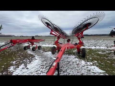 Kuhn SR 112 GII Speed Rake, Ser. No. B3225. A video of this item is ...