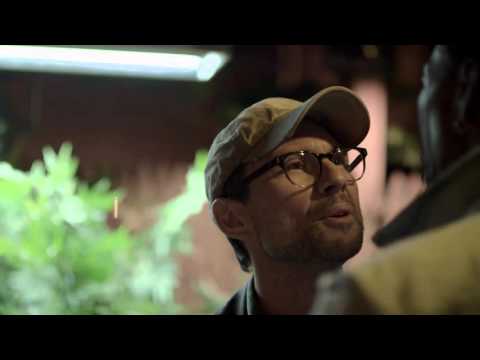 Trailer: Mr. Robot "v1ew-s0urce.flv" - Friday at 10