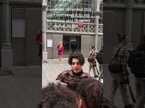 So happy I met Nic Kaufmann at unboxing Valentino PFW 2022 @NicKaufmann #fashionweek #pfw