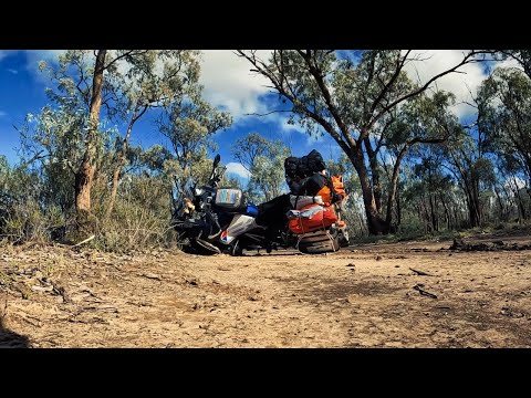 AKAR TOOL BOX How to pick up your adventure bike