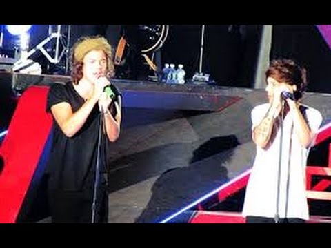 Larry Stylinson Serenading Each Other Compilation