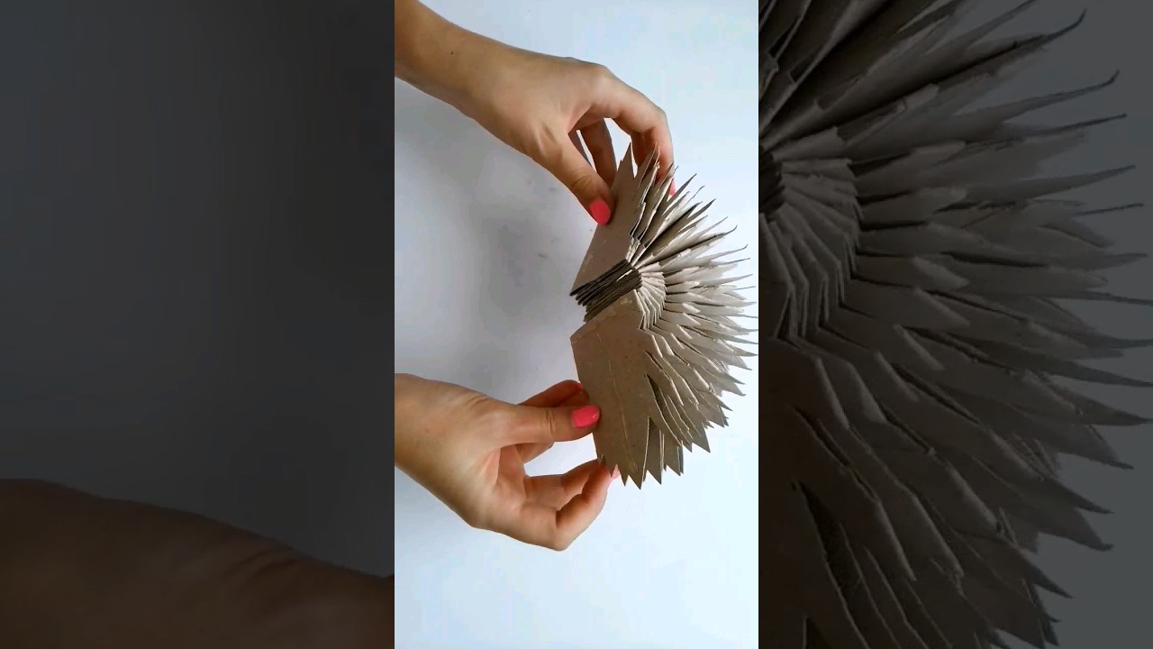 Subscribe to my channel for more creative ideas 🌟 #diy #toiletpaperroll #papercraft #christmascrafts