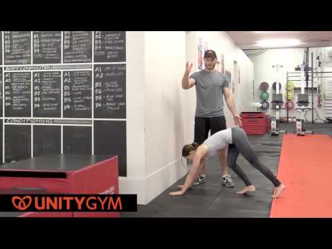 How To Nail A Perfect You Handstand [BEGINNER TUTORIAL]