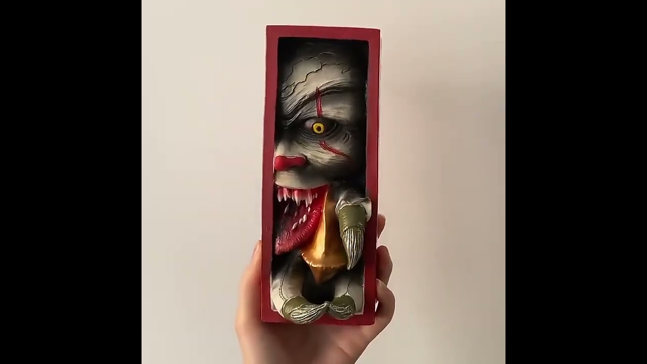 Creative Horror Clown Halloween Resin Bookends Monster Ornaments #Halloween #homedecor #Bookends