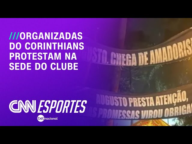 Protesto no Corinthians tem gritos de cobrança e conversa com Augusto ...