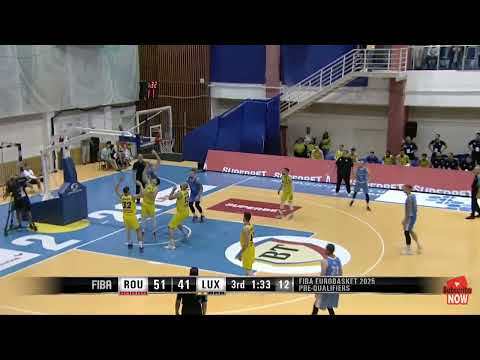 Alex Laurent goes baseline