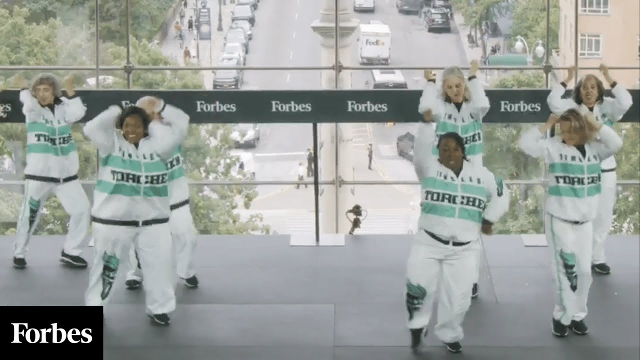 New York Liberty Timeless Torches Deliver A Special Performance | 2025 Forbes Power Women's Summit