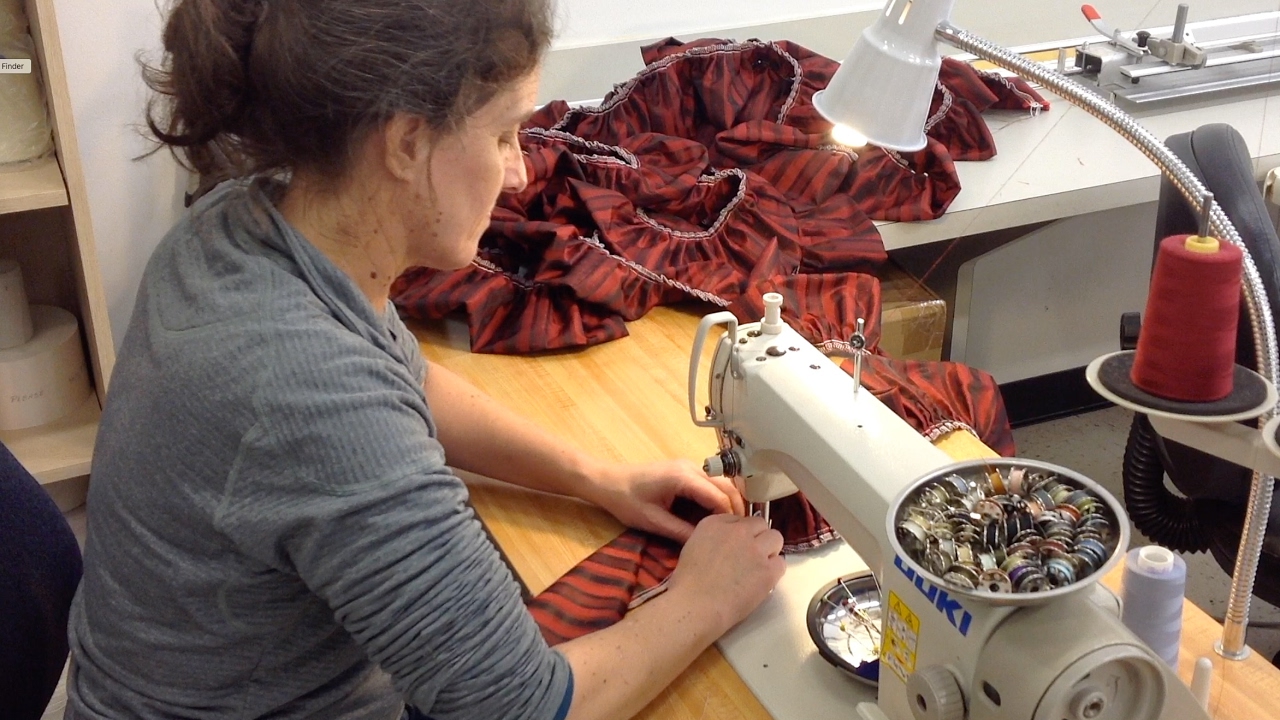 Method Share - RUFFLE ON DRAPERY PANEL