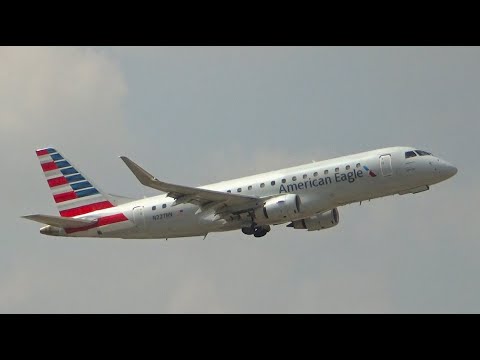 Austin Bergstrom (AUS/KAUS) Airport Departures and Arrivals - Morning Plane Spotting