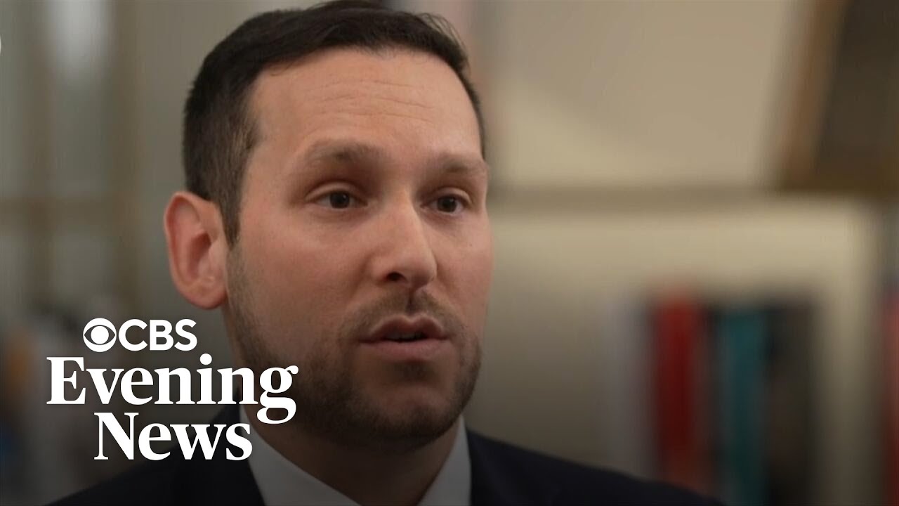 Lead Capitol attack prosecutor resigns, saying Jan. 6 pardons sent 