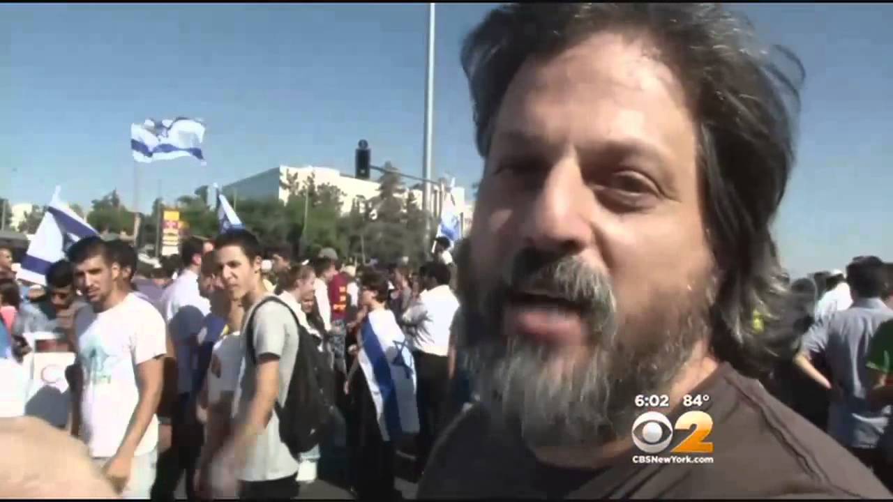 Demonstrators Demand Revenge As Families Mourn Murdered Israeli Teens