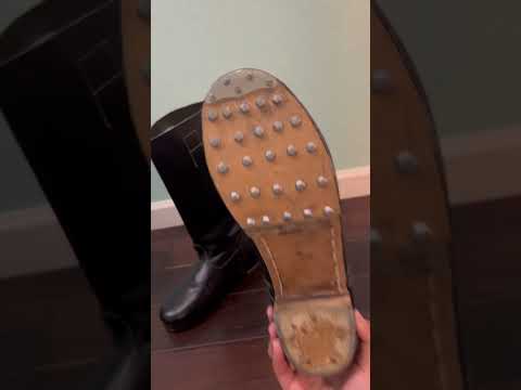 Difference between East German and Wehrmacht Jackboots