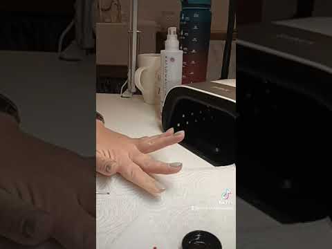 watch me work, doing my own nails for remberance