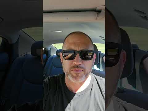 MN State Trooper Violating Hands Free Law! #policeaccountability #MSP #TrooperShaneRoper