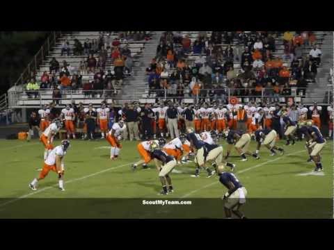 Lee Davis Football Players Israel Vaughn & Chris Simpson connect on a TD Pass