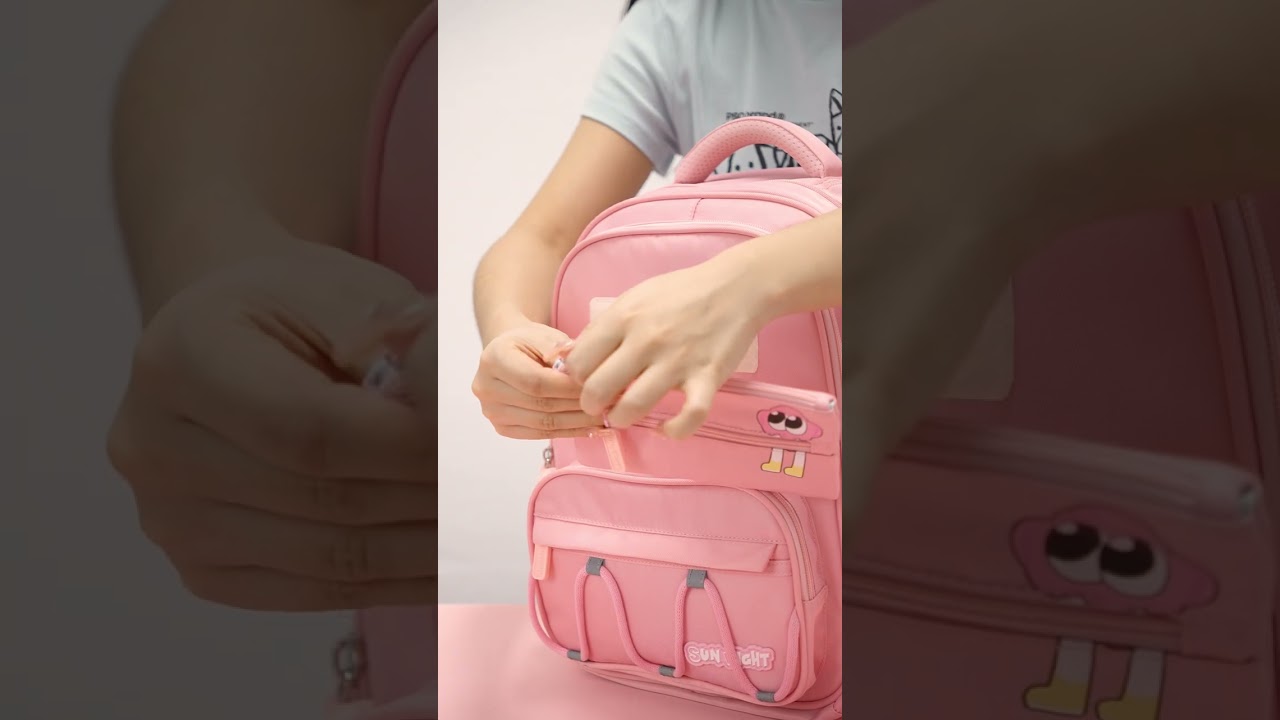 SUN EIGHT Kids Backpack - 100% non-toxic and BPA-free   #suneight #christmas #backpack#ergonomic