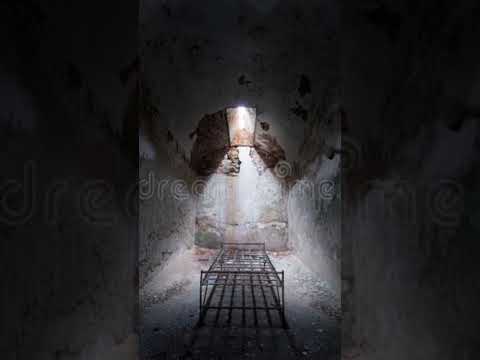 #spooky #creepy #abandoned jail cell!#shorts