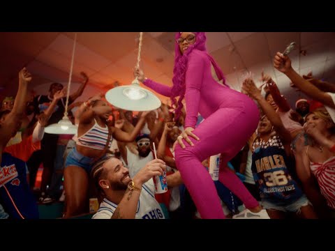 Sexyy Red Drop's "Get It Sexyy" Official Video w/ Cameos from Drake, Soulja Boy, Fabo, Adin Ross ...