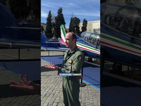 Come si addestrano gli allievi piloti dell'Aeronautica Militare ✈️ #aereo #jet #mb339 #mach1
