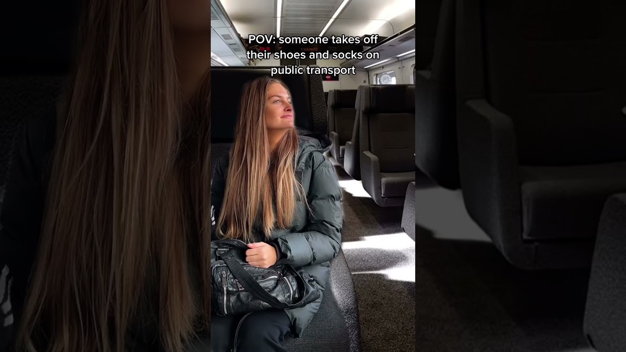 Stinky feet on public transport - what to do?