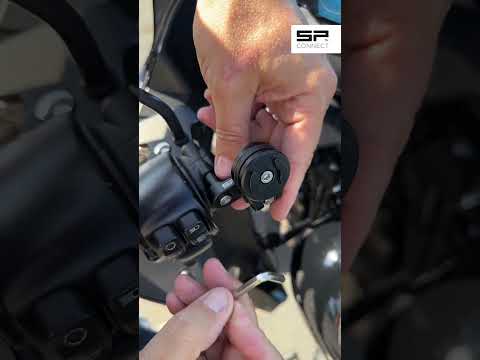 SP Connect - Clutch Mount Pro on a 2023 Harley-Davidson Lowrider ST