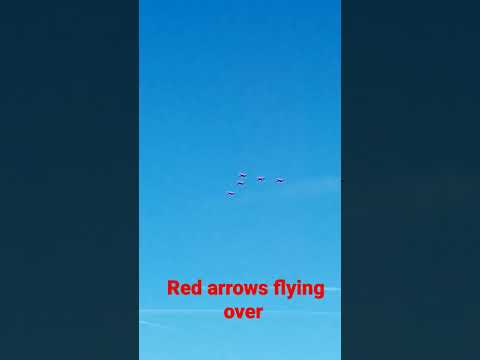 Red arrow fly over.. ✈️