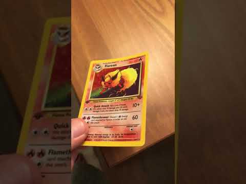 Front Side of Pokémon 1st Edition Holo Flareon Jungle Set WOTC 3/64