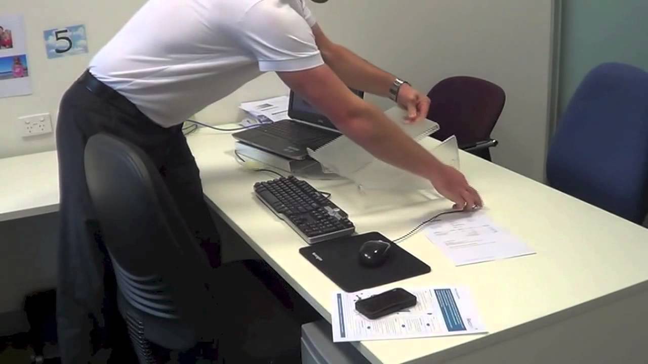 Office Ergonomics : Setting up your workstation.