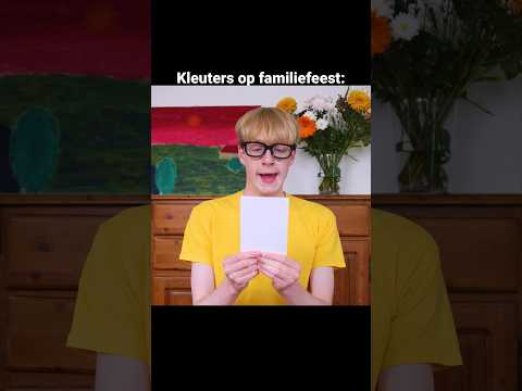 Kleuters op familiefeest π