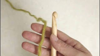 How to crochet a single crochet (sc) US / double crochet (dc) UK