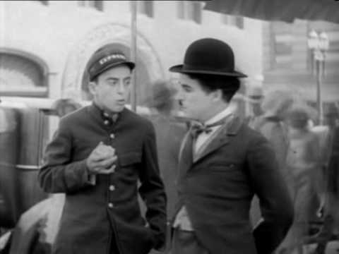 Chaplin en imágenes | Puerta de Babel