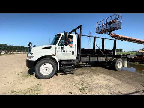 15140 2006 International 4000 Series 4300 SBA