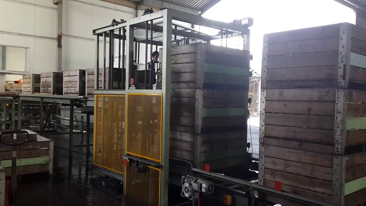 Packhouse Dynamics Full Bin Destacker