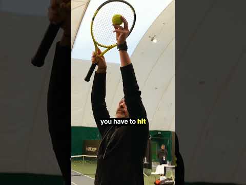 Can’t stop hitting the net on your serve? This tip is for you ???? #serve #tennistip #tennis