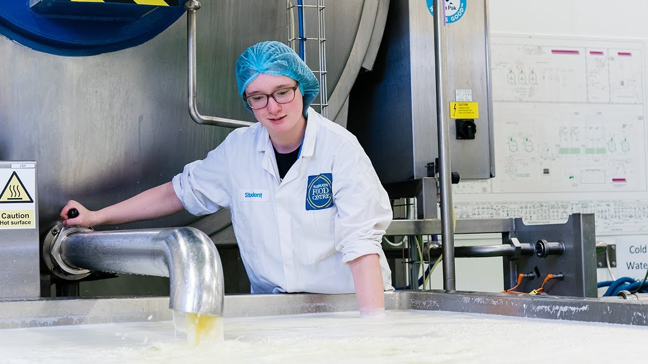 Meet our Students - Laura Mellor, Level 3 Diploma in Food Technology