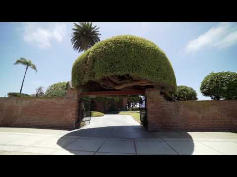 519 Ocean Blvd, Coronado, CA 92118 | Listed by: Christine Baker & Zach Todaro